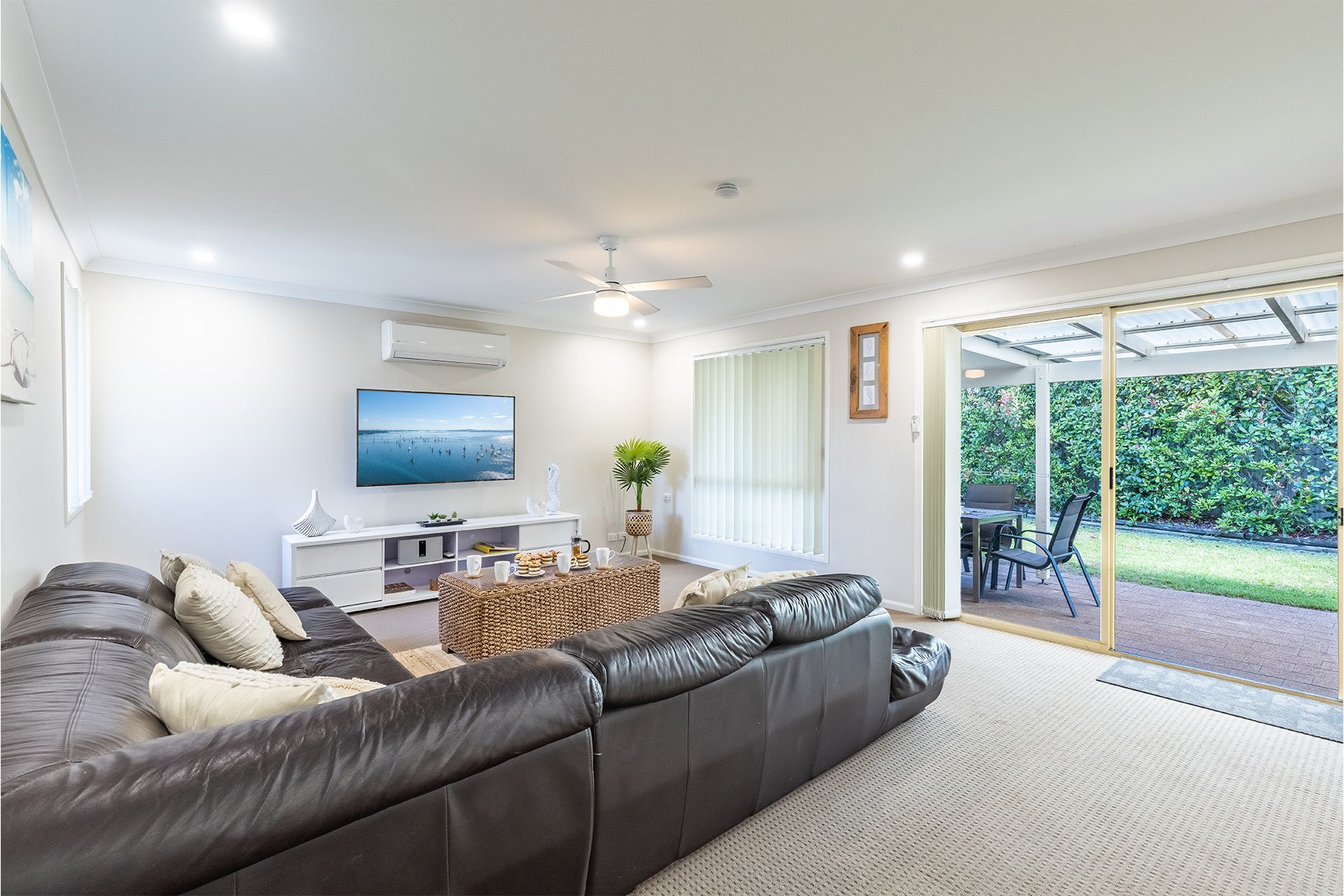 Hot Deals - Nelson Bay Accommodation