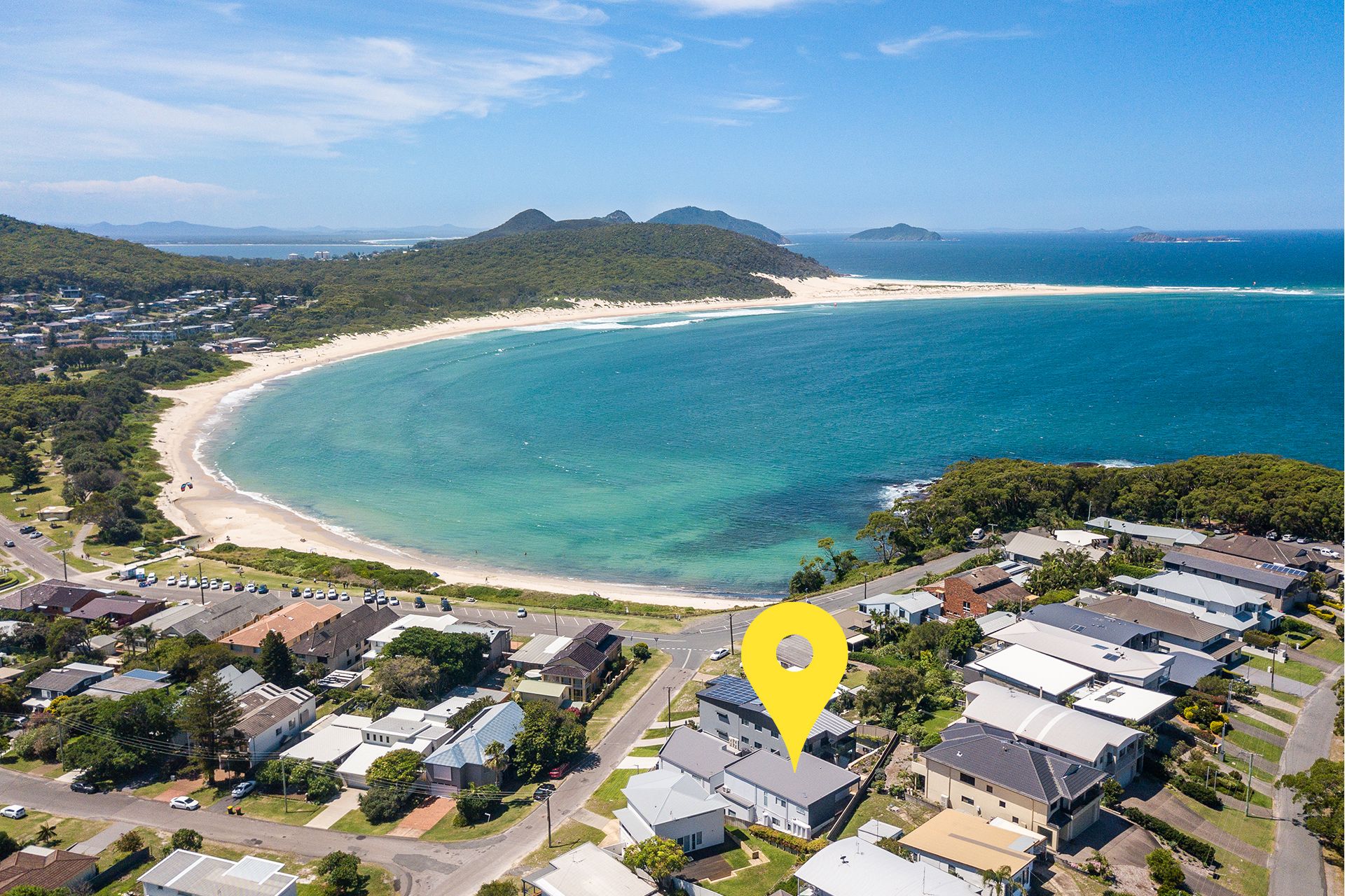 Fingal Bay Seabreeze Unit 2/16 Tuna Crescent - Nelson Bay Accommodation