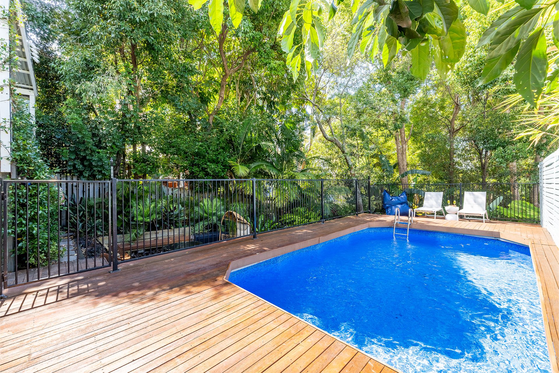 Tropicality - Private family retreat with solar heated pool - Nelson ...